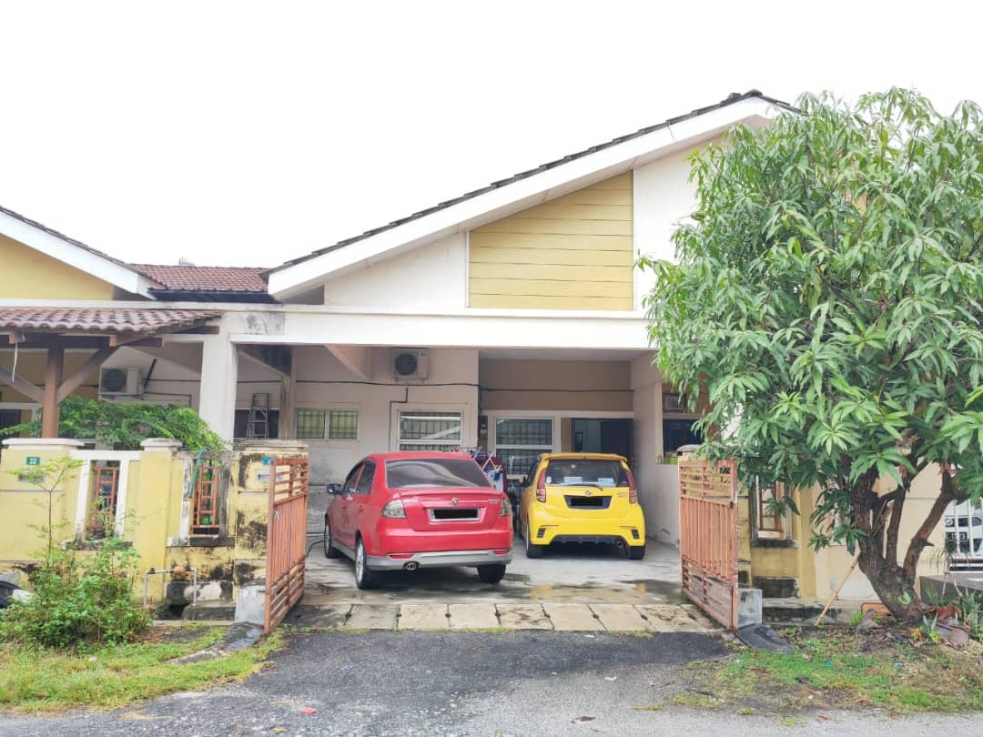 TERES SETINGKAT UNTUK DIJUAL DI TAMAN METRO PENGKALAN, BATU GAJAH ...